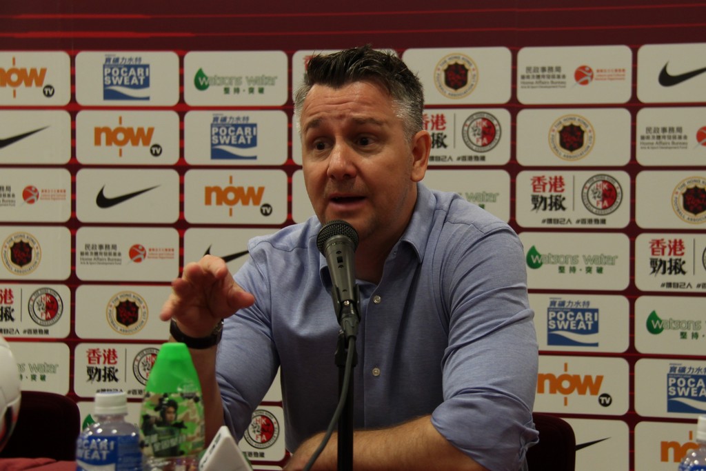 Coach White with satisfying debut despite loss – offside.hk